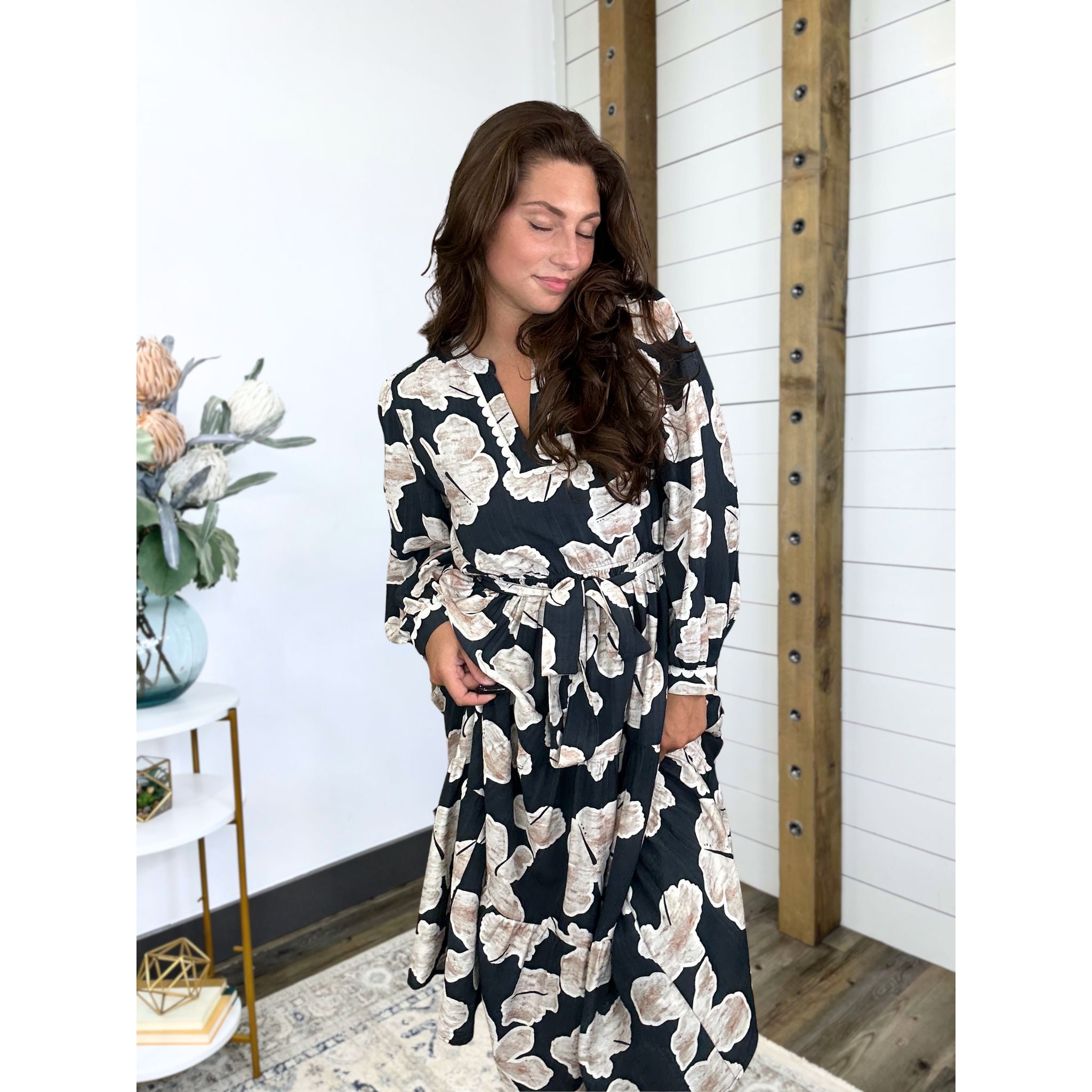 Moonlit Bloom Maxi Dress – Tiffany Lane Boutique
